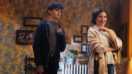 Ganze Folgen von Agatha All Along ansehen | Disney+