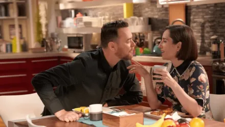 Katso Life in Pieces Koko jaksot | Disney+