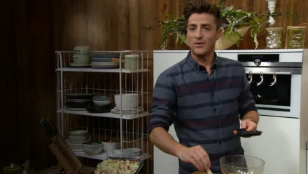 Watch 24Kitchen Gourmet Specials | Disney+