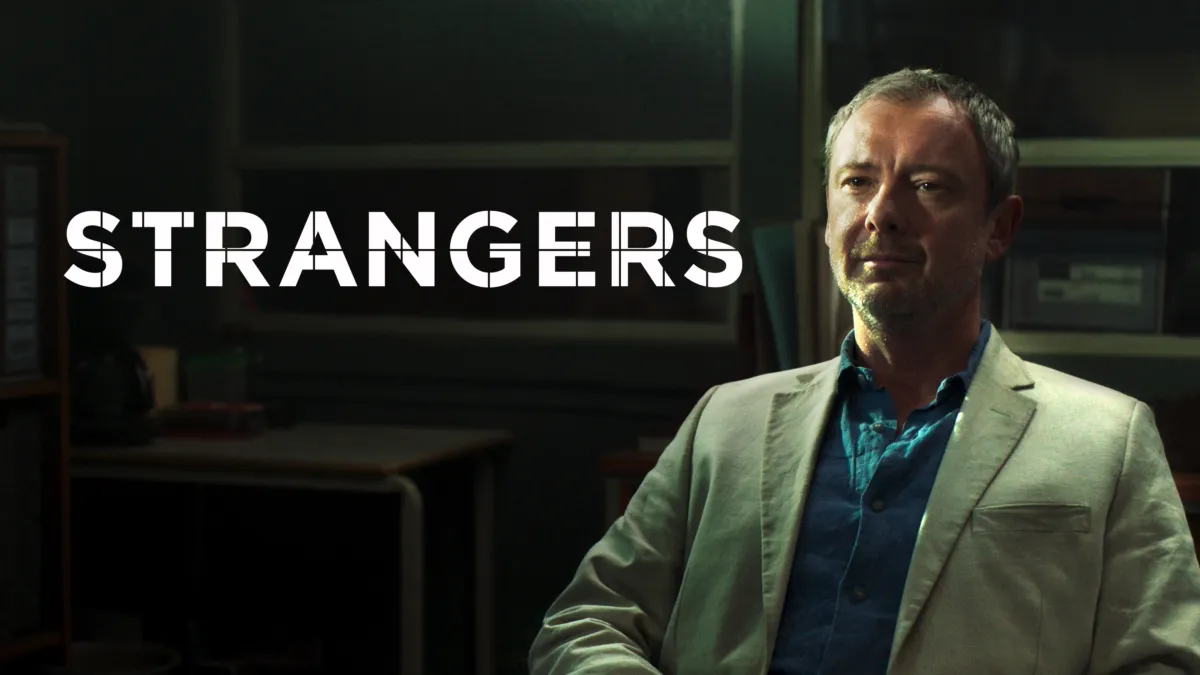 Se hele episoder av Strangers | Disney+